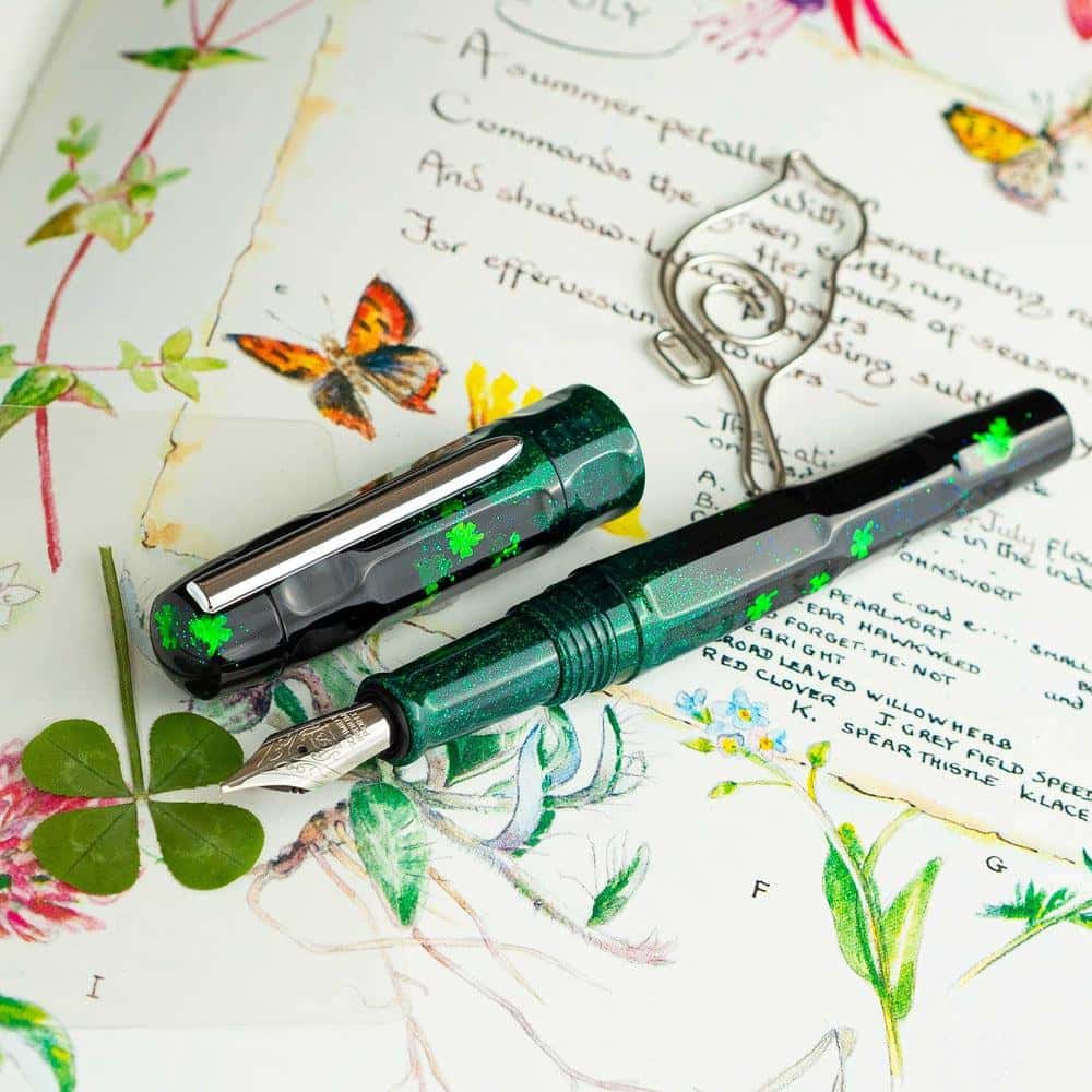 BENU Talisman Four-Leaf Clover Fountain Pen | EndlessPens
