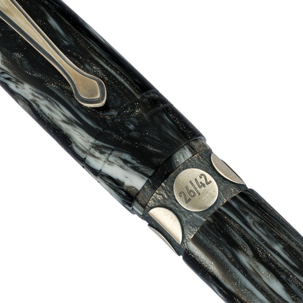 Kilk × @from.pens.with.love Luna Fountain Pen | EndlessPens