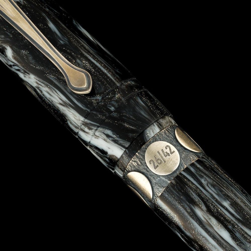 Kilk × @from.pens.with.love Luna Fountain Pen | EndlessPens