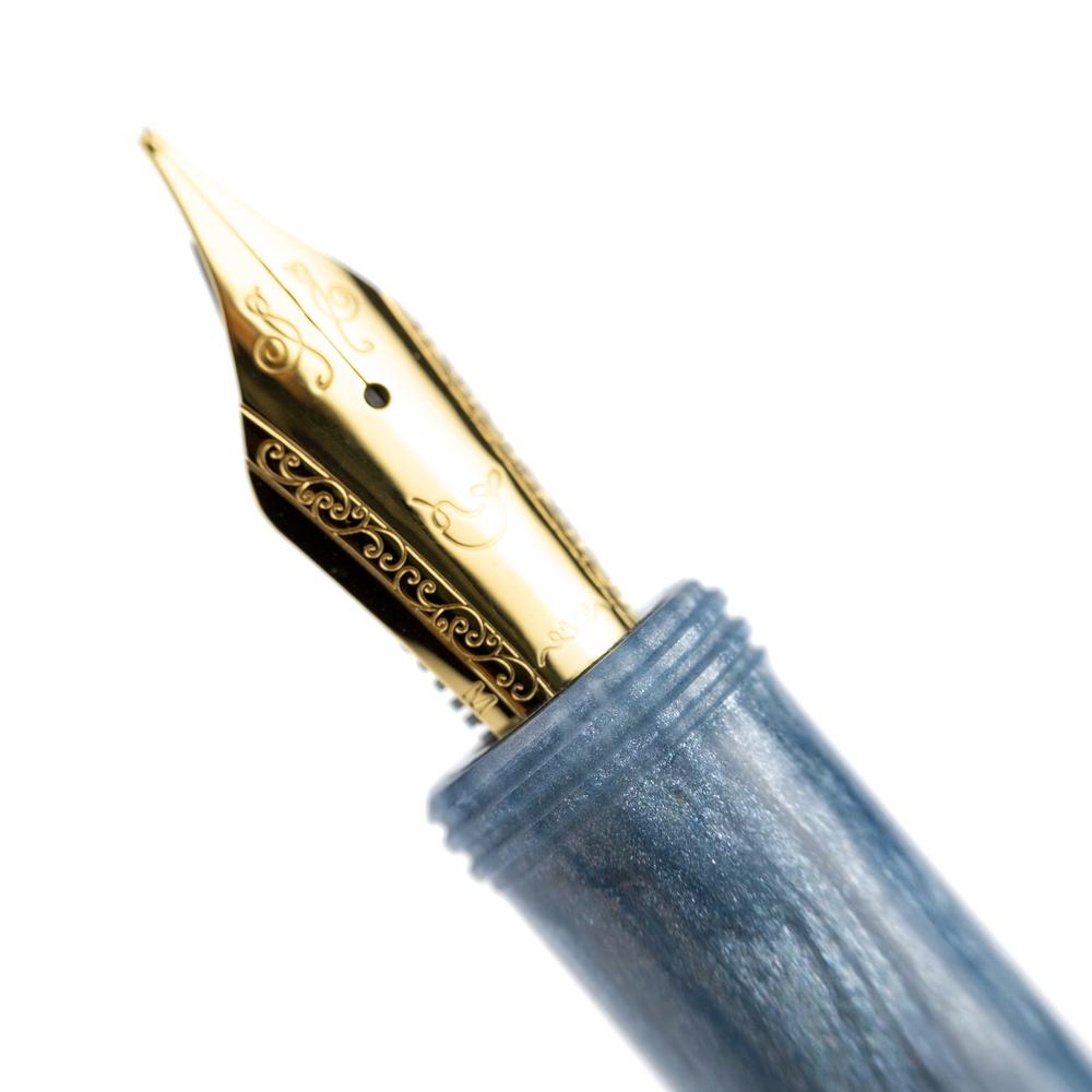 Nahvalur × @artynijp French Chateau Fountain Pen | EndlessPens